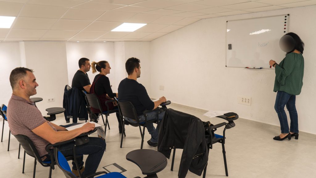 Nueva aula para formación profesional - Alga Industria